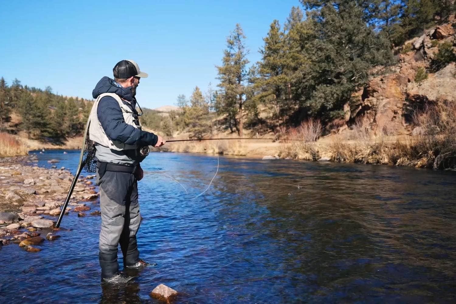 How to Cast a Fly Rod (2 Minute Guide for Accurate Casting)